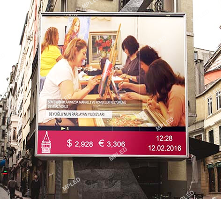 Streetside LED Billboard - mpled